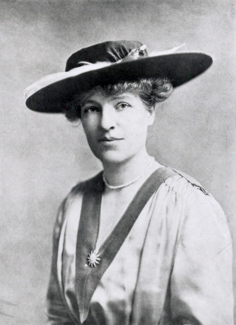 Anna Edwards Barbour: An International Woman – Irish Linen Centre ...